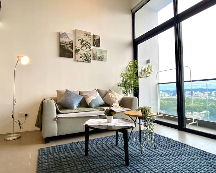 Lynhomes Est 33a Kl Sentral Loft  Lrt Bangsar Wifi - Kuala Lumpur