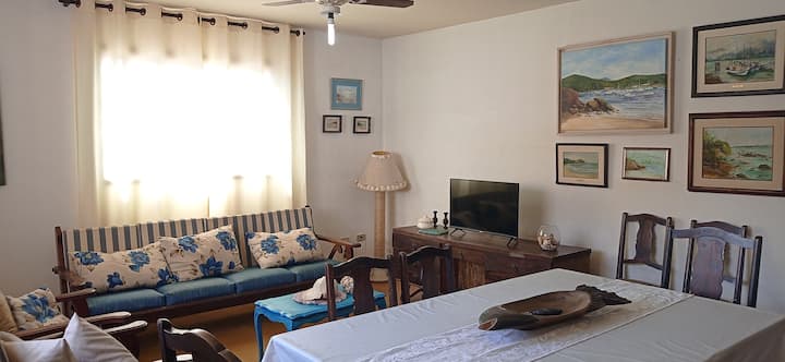 Casa Grande No Centro De Ubatuba - Ubatuba