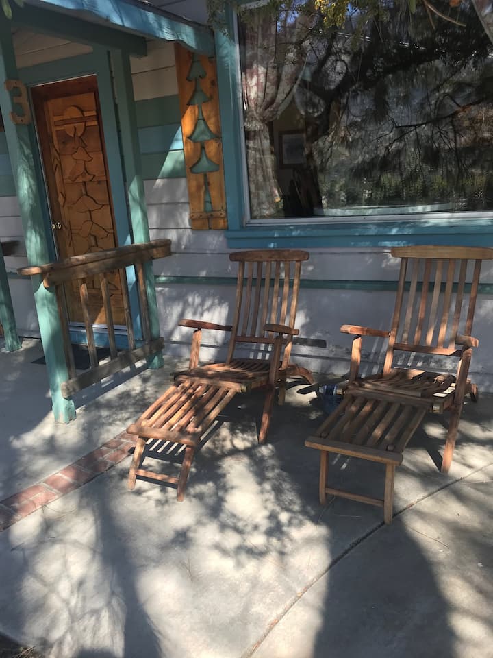 The Kern Riverbend Cottage - Kernville, CA