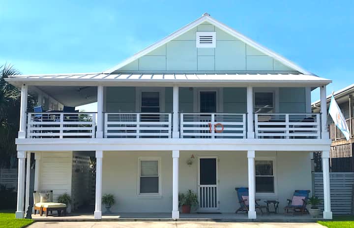 Sea Glass Cottage (Upper Unit) - Wrightsville Beach, NC