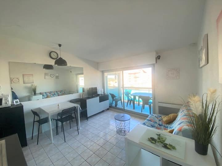 Leuke Studio Op De 3e Verdieping Met Uitzicht Op De Oceaan Vanaf Het Balkon In Lacanau - Lacanau