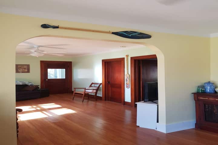 Carolyn's Cottage, Quiet And Cosy! - Pelee Island