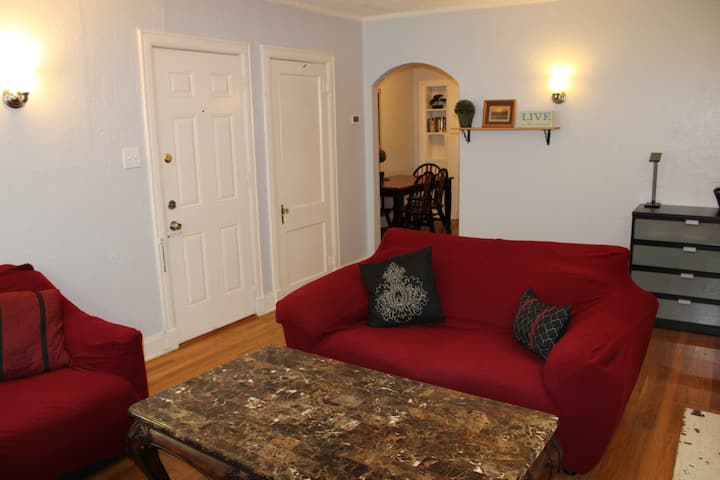 Comfy Flat Only 3 Blocks From Lower Greenville! - Dallas