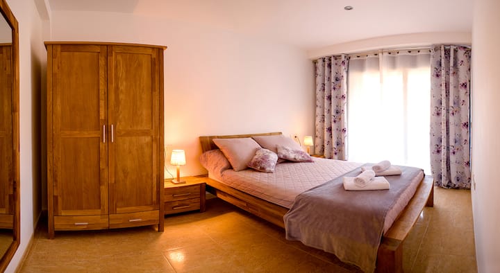 Parrot’s House «Look Down»apartamento En El Centro - Lloret de Mar