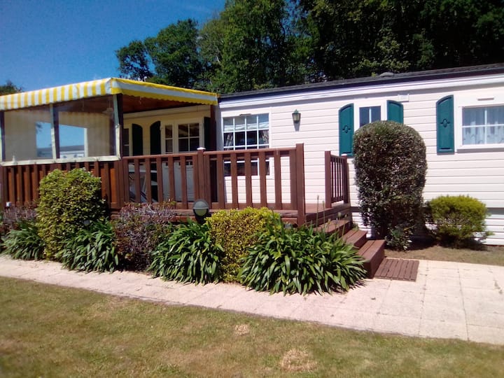 Bungalow Dans Parc Résidentiel Avec Piscine - Moëlan-sur-Mer