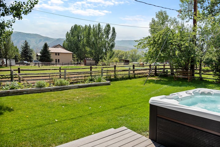 Gourmet Farmhouse Views In Willits, Co - Basalt, CO
