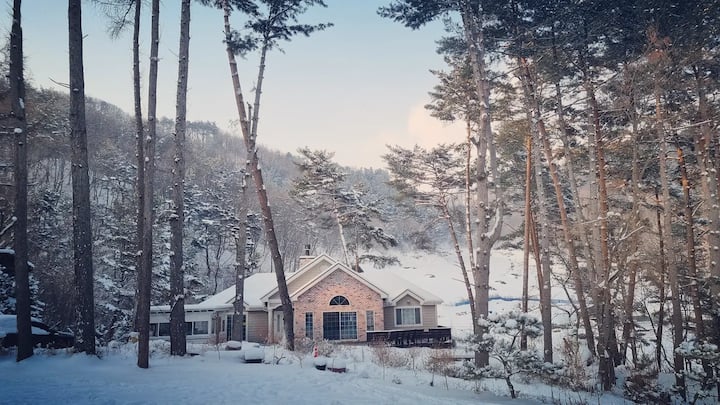 Music And Forest With Fireplace In Mountain #2 - Pyeongchang-gun