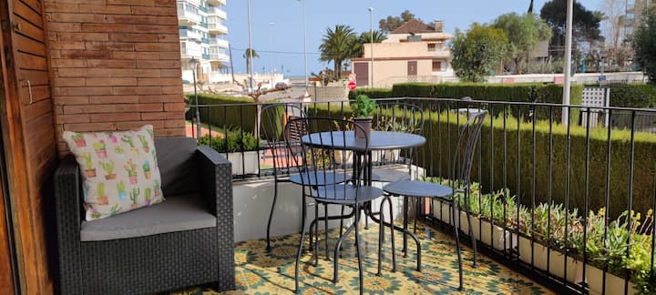 Apartamento En La Playa. Muy Amplio. Benicasim. - Benicàssim