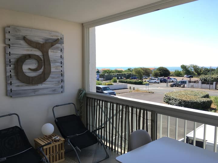 Le Phare Et Sa Vue Mer - Longeville-sur-Mer