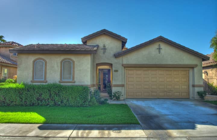 Lovely Home With Casita 3 Br / 3 Baths / Sofa Bed - Indio, CA