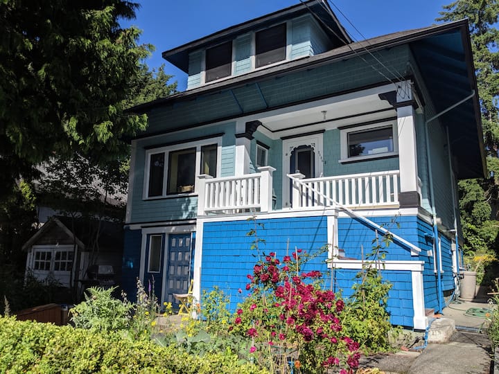 3br Heritage House In Fernwood - Victoria