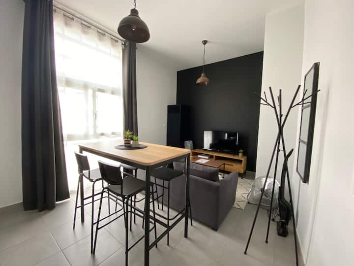 Indus - Appart. Standing, 4 Pers, Plein Centre - Cholet