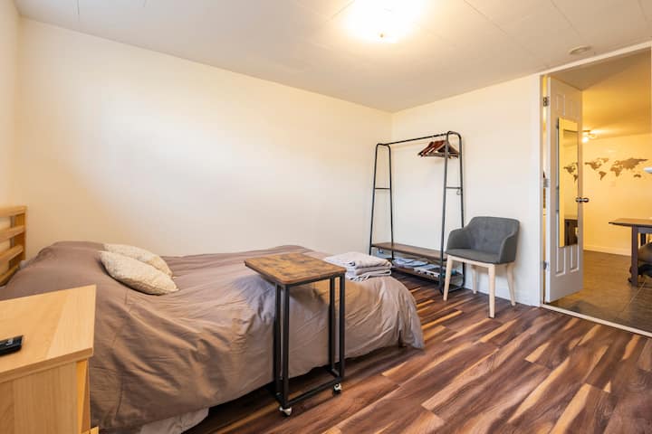 Stylish Minimalist Double Bedroom - Vancouver