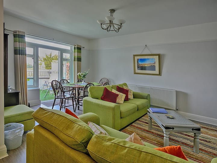 Sea Esta At The Whitehouse - Newton Abbot