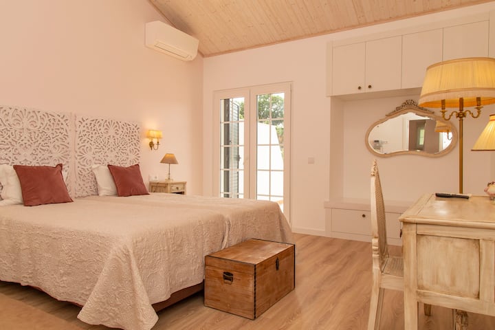 Aires Da Serra Hotel - Boutique Rural Family Hotel - Fatima