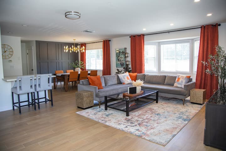 Luxury Private Spacious Home 2 Beds Near La/disney - West Covina, CA