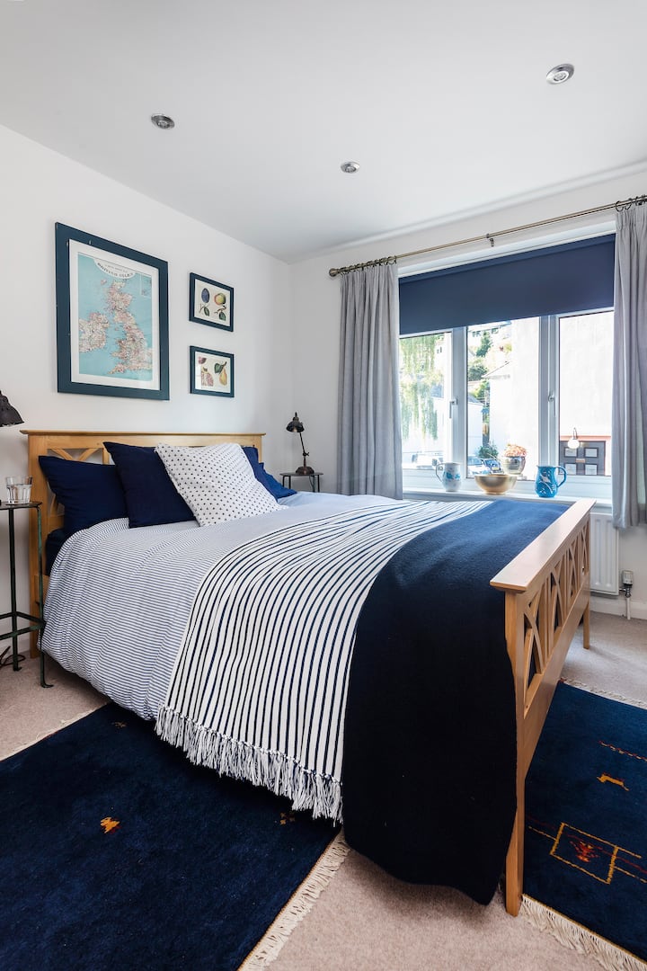 Two Boutique Bedrooms, Central Dartmouth. - Torcross