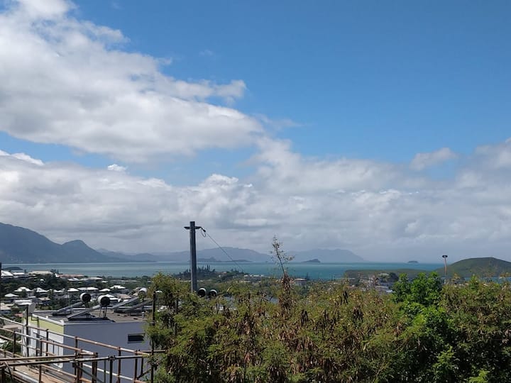 Appartement Très Calme + Place De Parking Fermée - Nouméa