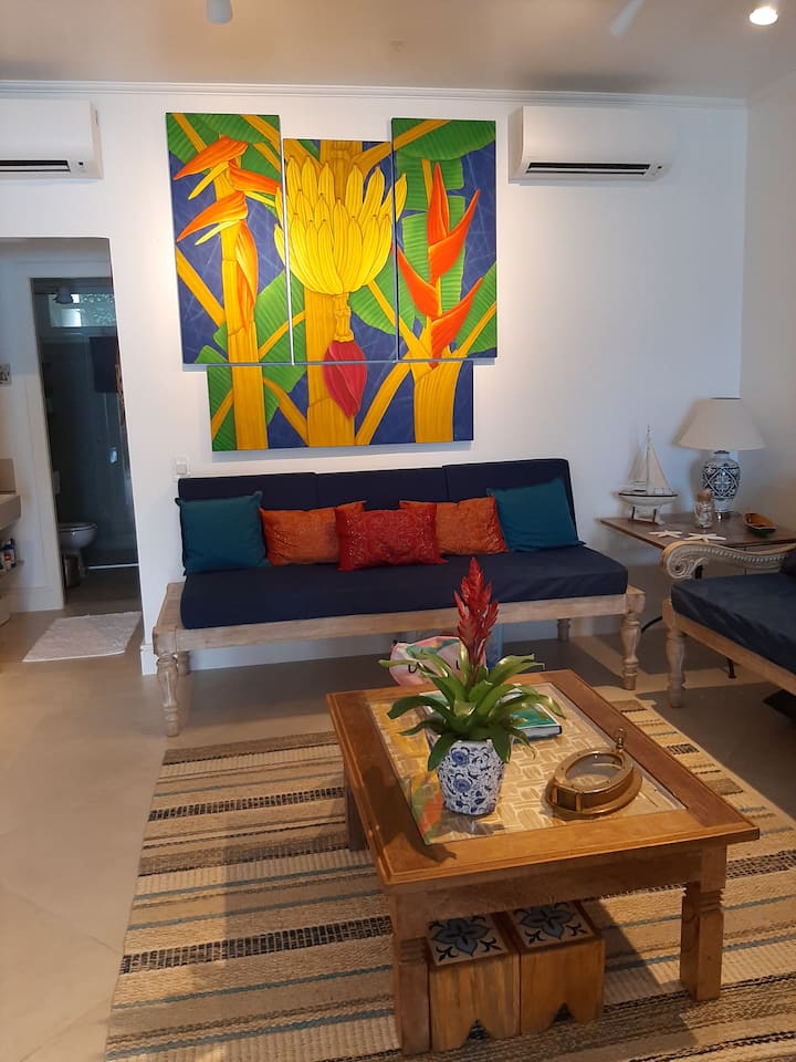 Charmoso Chalé Com Praia Privativa Em Paraty - Paraty