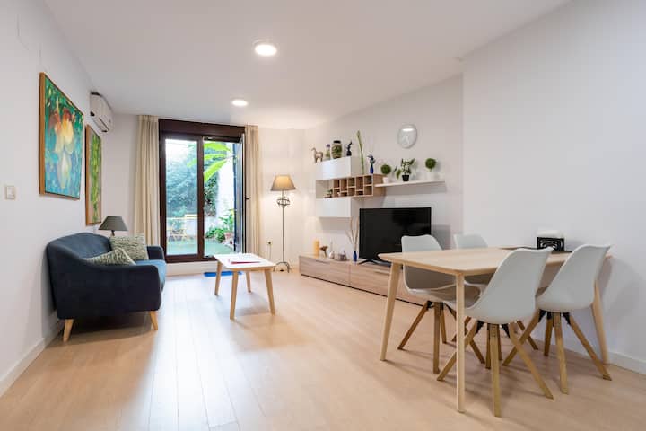 Apartment With Private Garden In The City Center - Granada