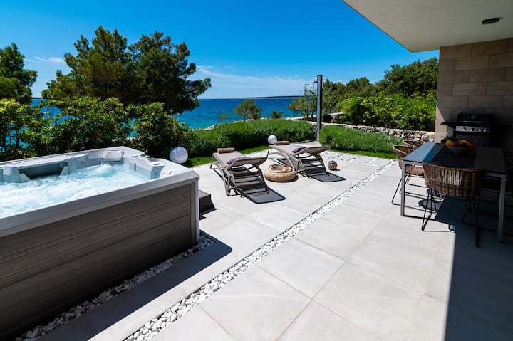 Luxury Apartment Lavender With Hot Tub Novalja - Karlobag