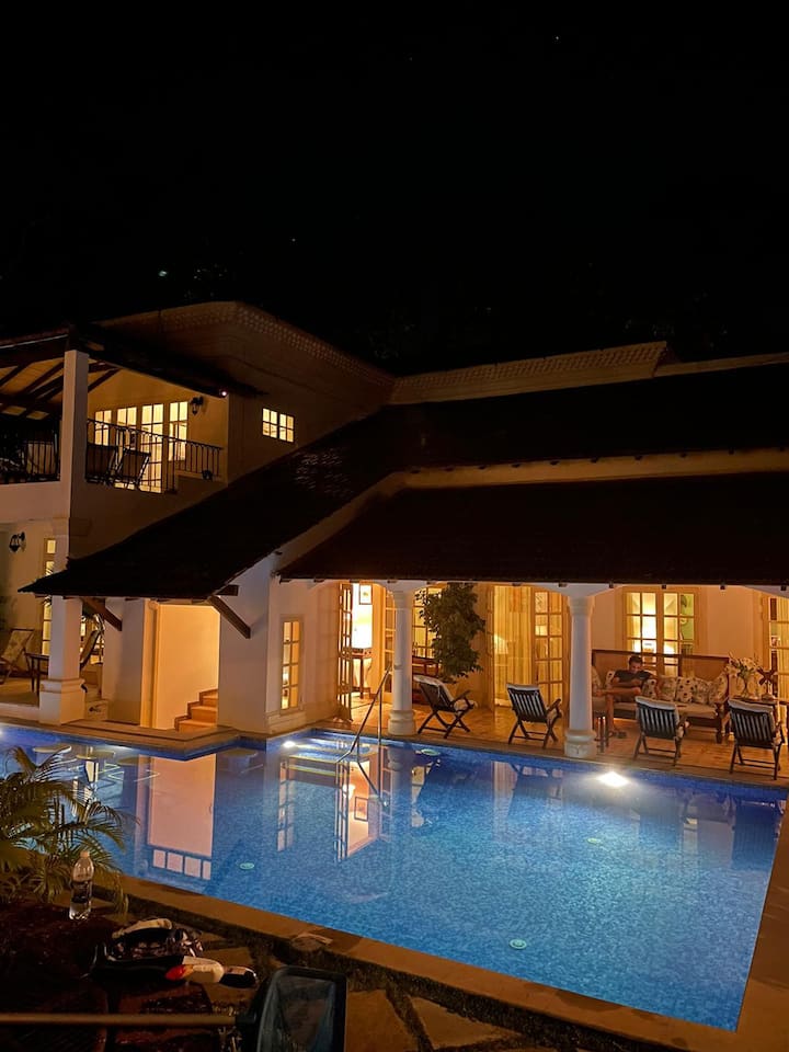 Sol Sureno - Luxury Private Home (Fully Staffed) - Goa