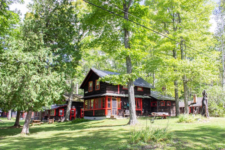 She-go-quick - Hovey’s Bear Trap - Indian Lake - Palms Book State Park, Manistique