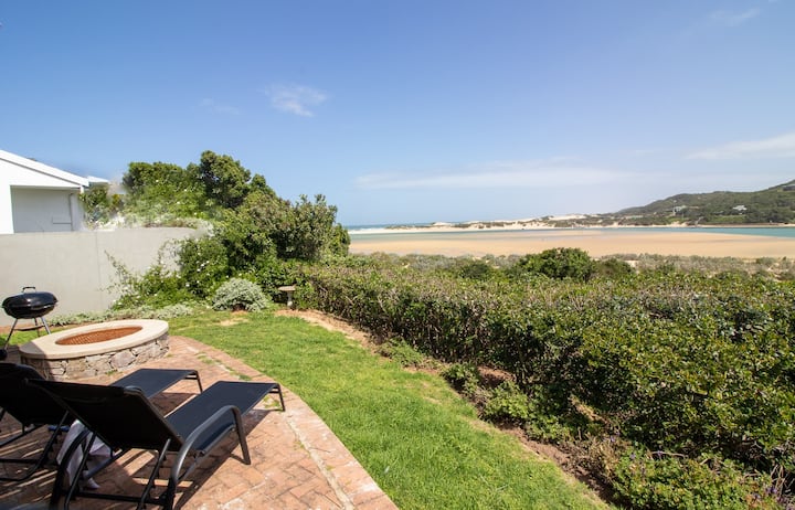 Lower Deck - Kenton-on-Sea