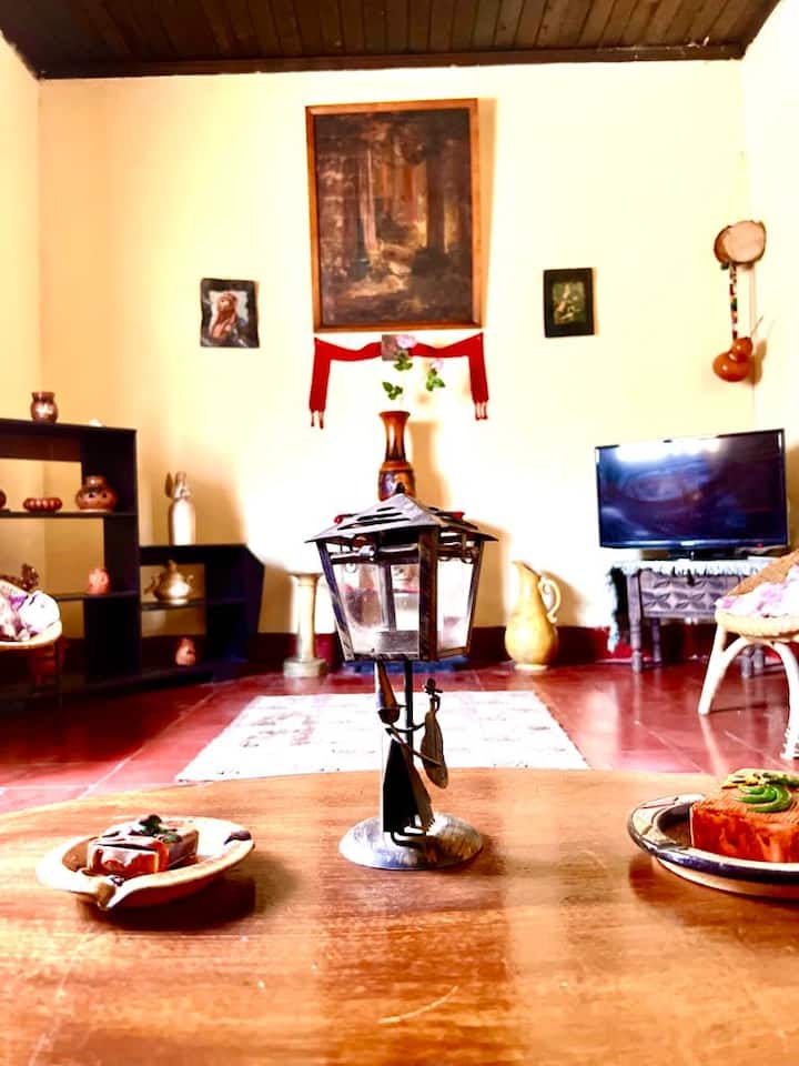 Linda Casa  Disponible 365 Días ! Disfrútala - Jocotenango