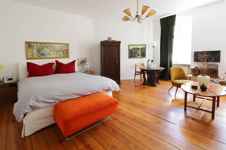 Studio Near Kastanienalle - Berlin