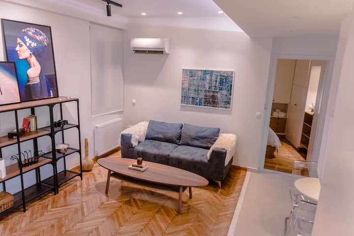 Luxurious 4th Floor Apartment For Urban Explorers - Athènes
