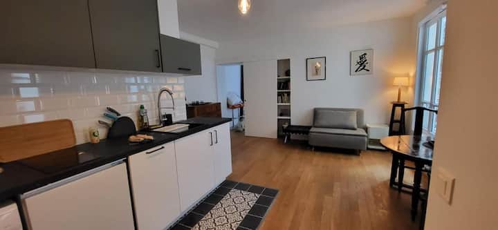 Renovated Terraced Apartment In Montmartre - París