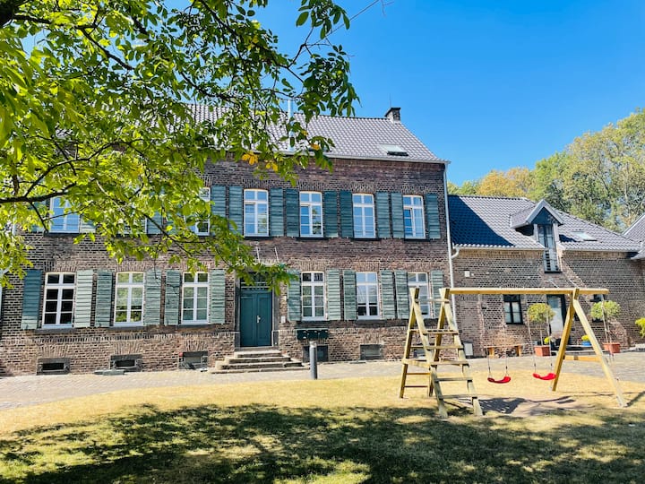 Luxuriöse Wohnung Im Gutshof - Cologne