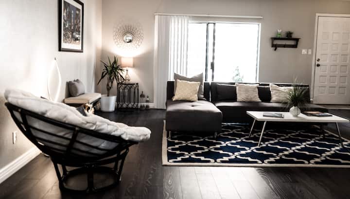 Private, Remodel In Mesa By Tempe, Old Town 3 Bed! - Mesa, AZ