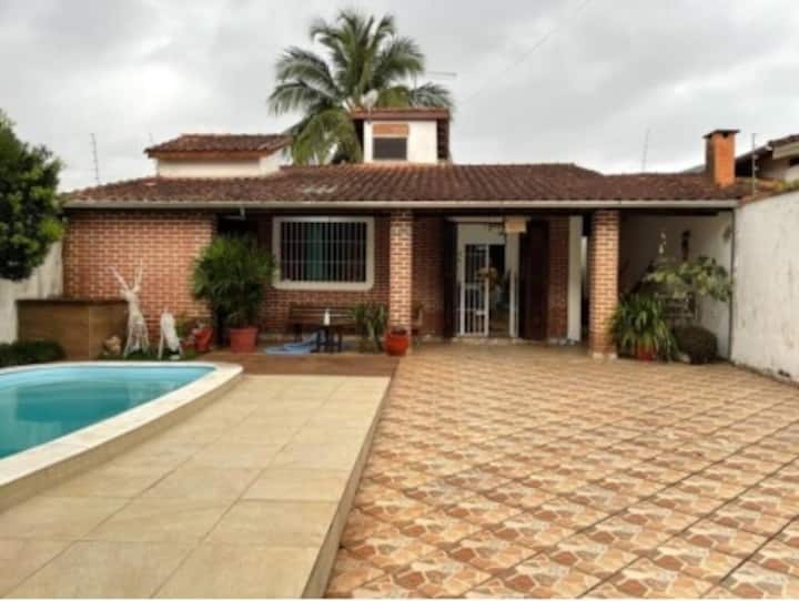 Casa Para Locação/ Temporada - Praia Martim De Sá. - Caraguatatuba