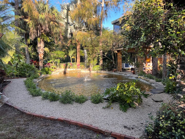 Perfect "Tiny" Tree -Lake House - Floride