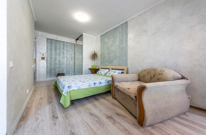 Cozy Studio Close To Shewchenko Park, Shelter Near - Kiev
