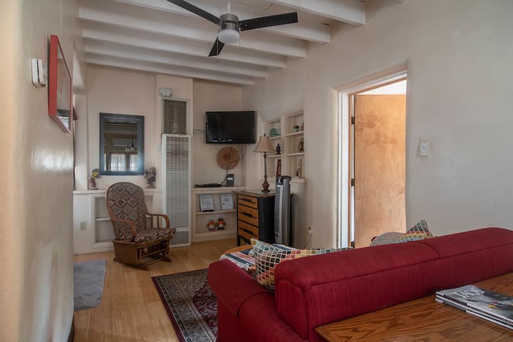 Little Casita En La Loma - Taos Pueblo, New Mexico