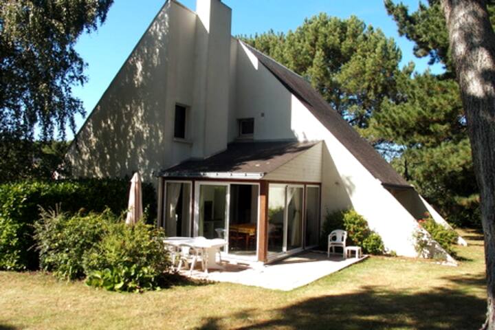 Maison De Vacances Près Des Plages à Quimiac - La Turballe