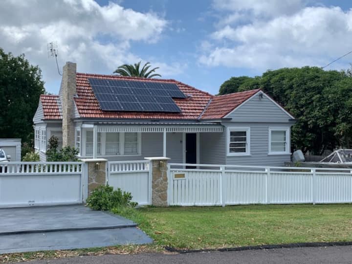 Highfields Hideaway - Newcastle