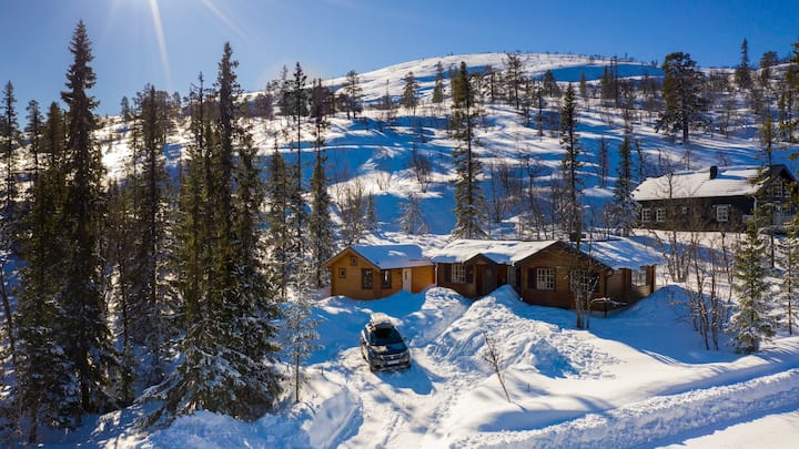 Vemdalsskalet Timmerstuga Nära Allt Med Lugnt Läge - Vemdalen