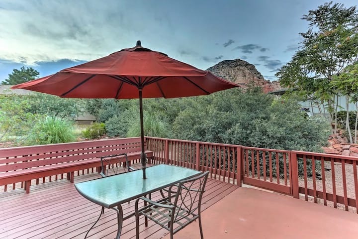 Cheerful 3 Br Home - Deck, Views, Fireplace, Piano - 