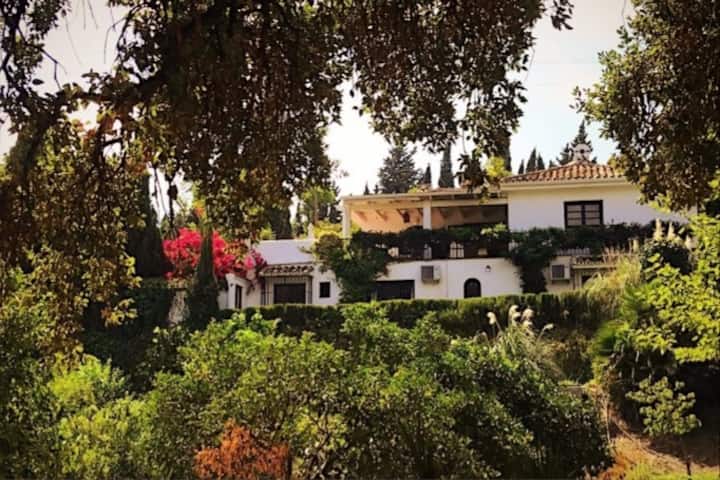 Finca Stay · Private Apt · Pool & Orchard - Fuengirola