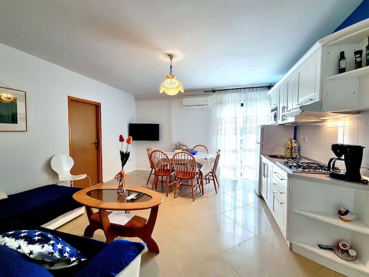 3 Bedrooms Apartment With Free Private Parking - Rovinj