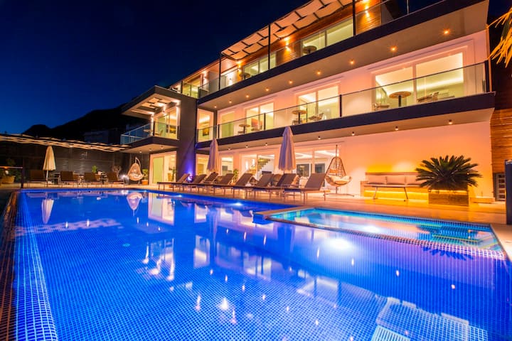 Villa Montana-7 Bedrooms/14 Persons Luxury Villa - Kalkan
