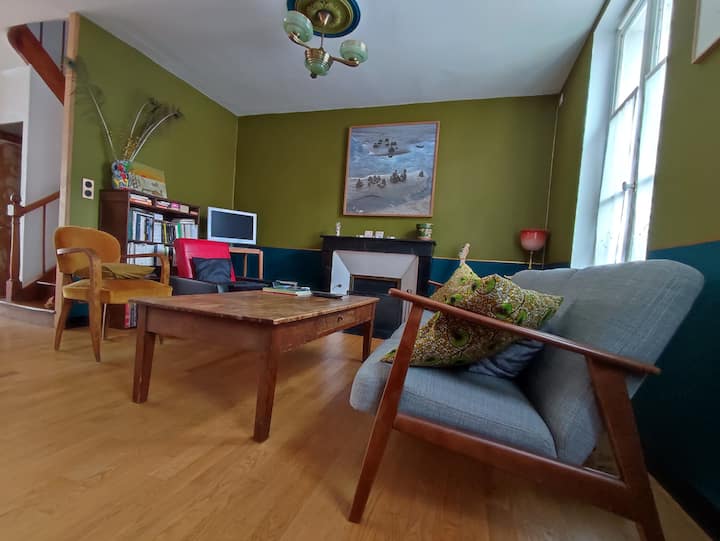 Charmante Maison De Ville Avec Jardin. - Niort