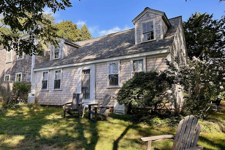 Peaceful, Family-friendly Cottage, W/private Beach - Wellfleet, MA
