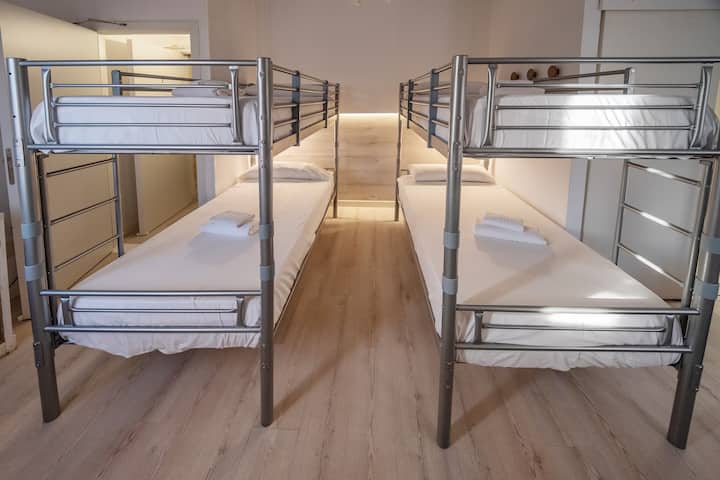 Xubec Alberg Juvenil-cuádruple Básica - Minorca