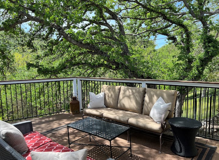 Horse Ranch Meets Tree House By Downtown - Paso Robles, CA