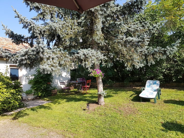 Studio Pour Deux Personnes. - Belleville